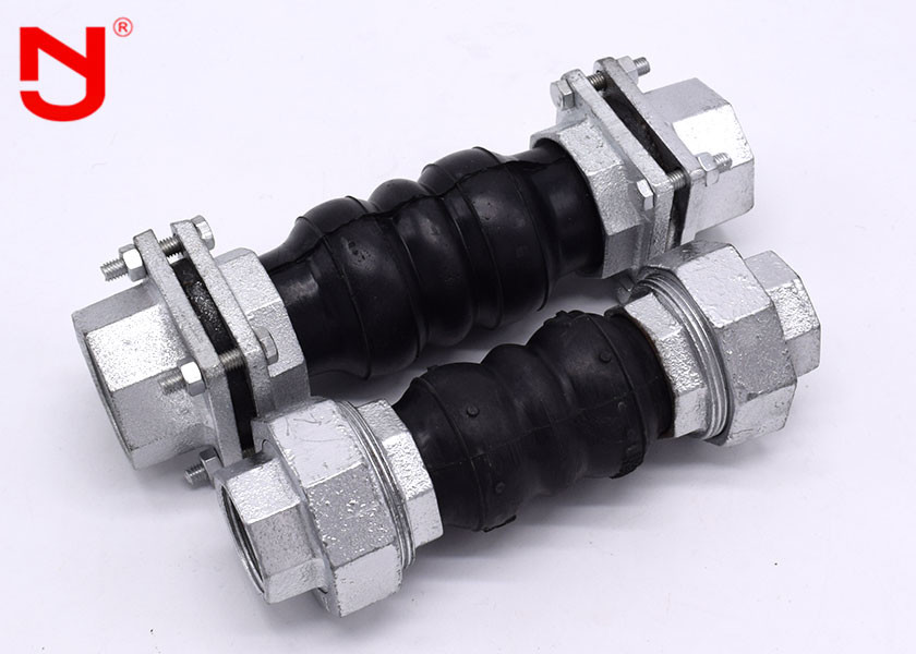 EPDM Threaded Expansion Joint , PVC Flexible Joint Maintain Excellent ...